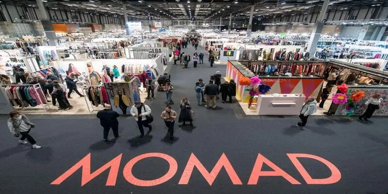 MOMAD Builds its International Profile and Establishes Itself